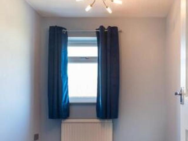 3 bedroom semi detached house for rent in Mutsilver Mews, Longlevens, Gloucester, GL2
