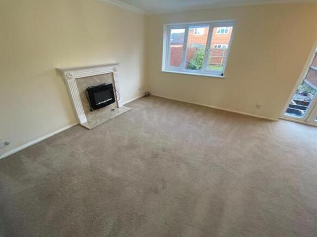 3 bedroom semi detached house for rent in Narberth Way, Walsgrave, Coventry, CV2