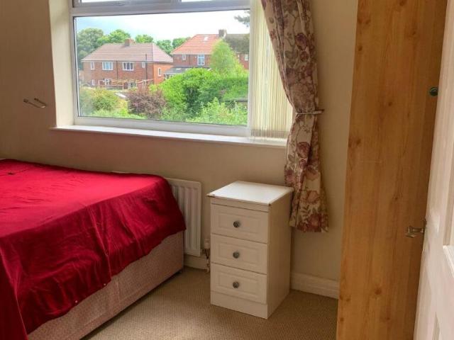 3 bedroom semi detached house for rent in Newminster Road, Newcastle upon Tyne, NE4