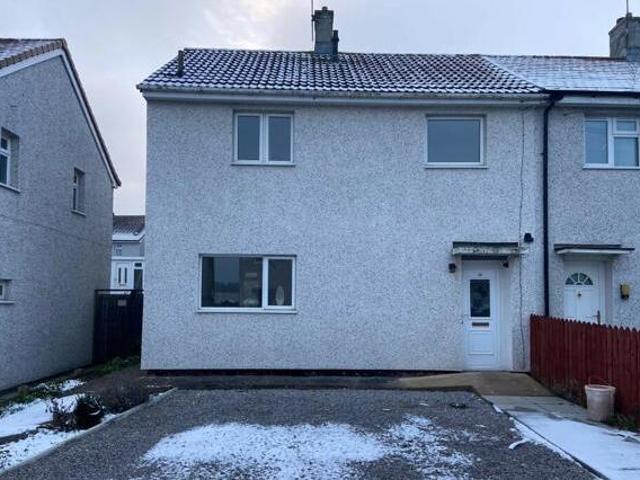 3 Bedroom Semi detached House For Rent In North Wingfield