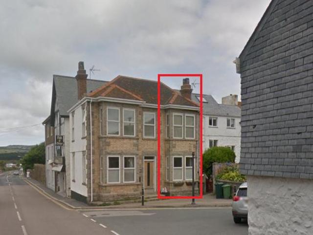 3 Bedroom Semi detached House For Rent In North Street, Marazion