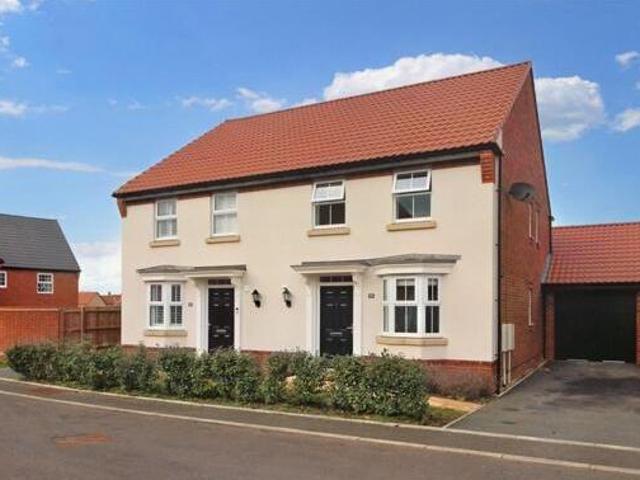 3 Bedroom Semi detached House For Rent In Norwich, Norfolk