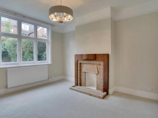 3 bedroom semi detached house for rent in Norfolk Road, Tunbridge Wells, TN1