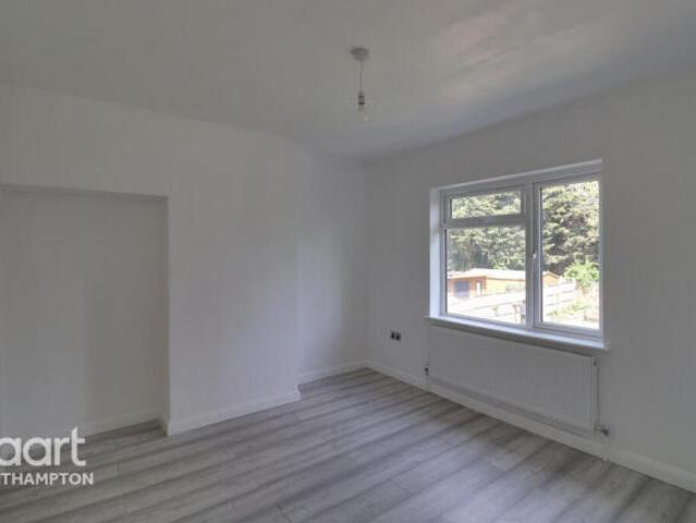 3 bedroom semi detached house for rent in Norman Road, NORTHAMPTON, NN3