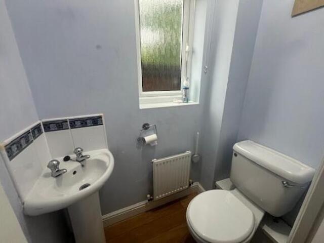 3 bedroom semi detached house for rent in Oak Way, Parc Penllergaer, Swansea, SA4