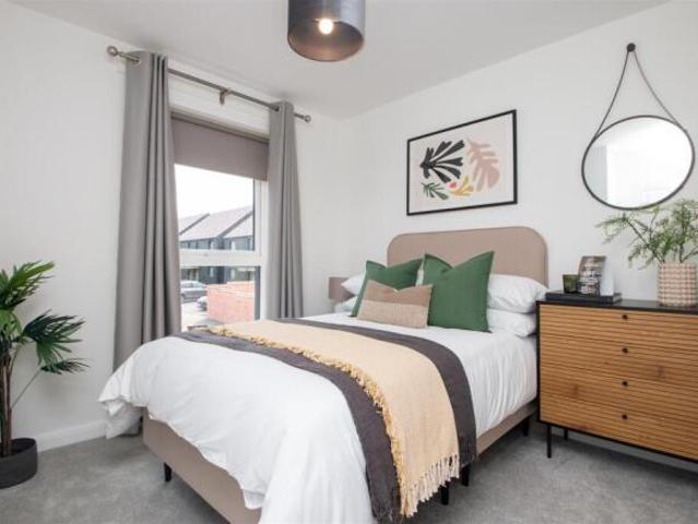 3 bedroom semi detached house for rent in One Month Rent Free On Month 6 Shenley Wood, Milton Keynes, MK5