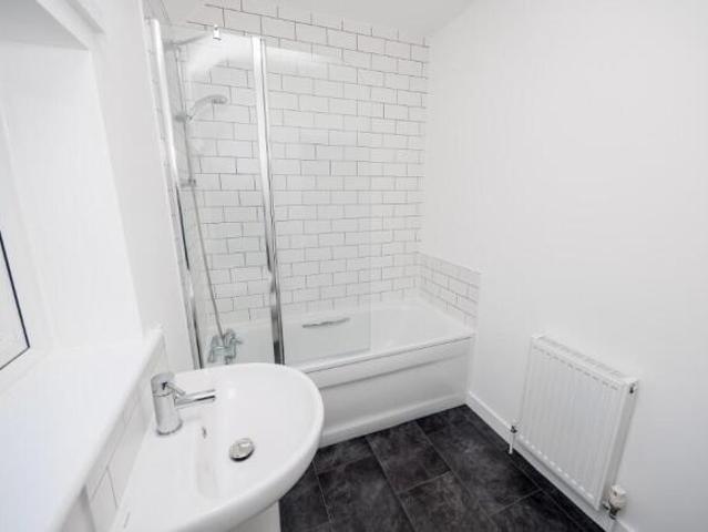 3 bedroom semi detached house for rent in Pankhurst Road, Liverpool, Merseyside, L21
