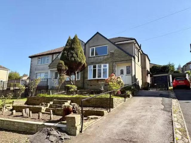 3 bedroom semi detached house for rent in Pasture Lane, Clayto.