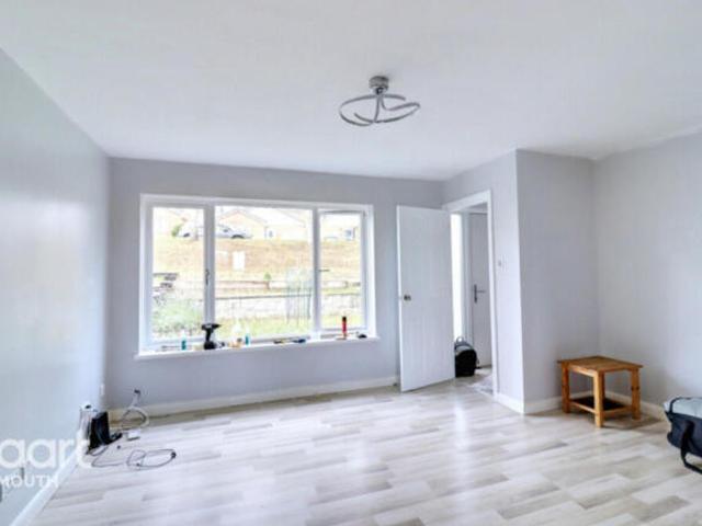 3 bedroom semi detached house for rent in Pattinson Drive, Plymouth, PL6