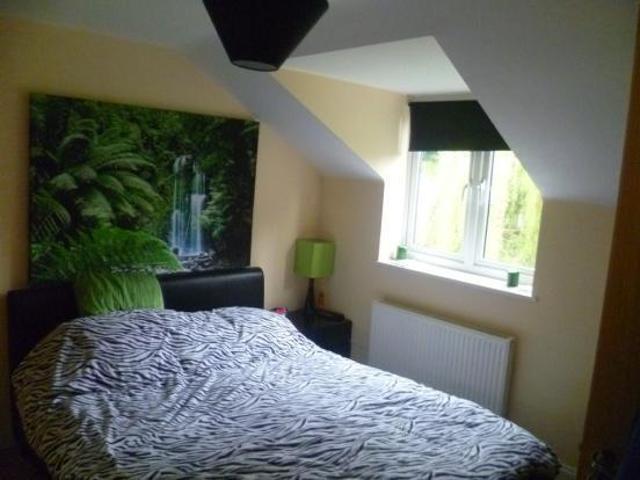 3 bedroom semi detached house for rent in Pentire Avenue, Bishopsworth, BS13