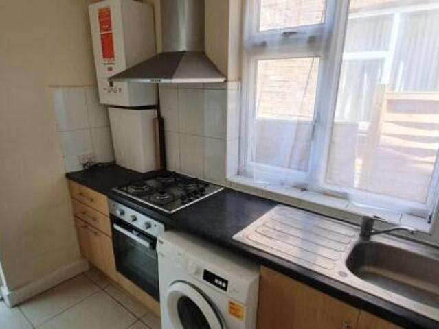 3 bedroom semi detached house for rent in Penderel Road, Hounslow, Middlesex, TW3