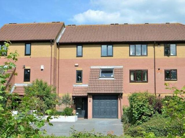 3 Bedroom Semi detached House For Rent In Peartree Bridge