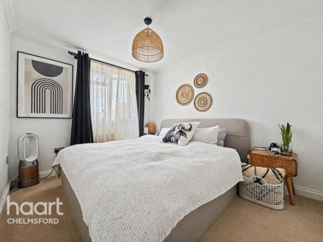 3 bedroom semi detached house for rent in Pipchin Road, Chelmsford, CM1