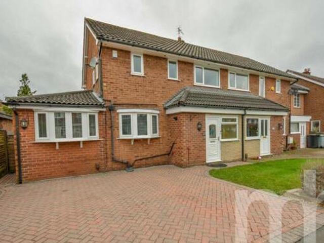 3 Bedroom Semi detached House For Rent In Poynton