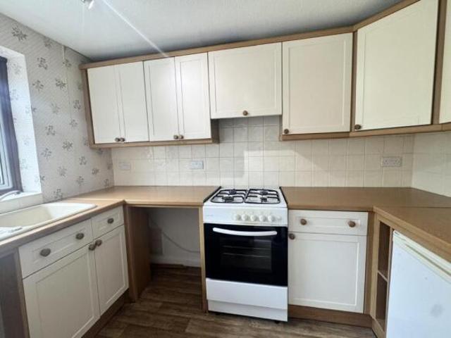 3 bedroom semi detached house for rent in Primrose Drive, Ditton, ME20