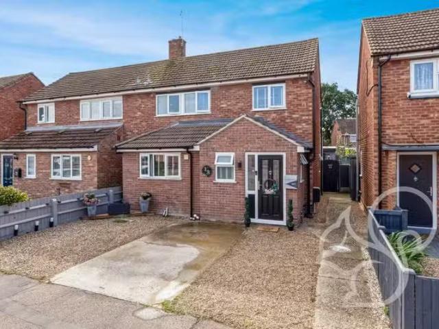 3 bedroom semi detached house for rent in Prince Philip Road.