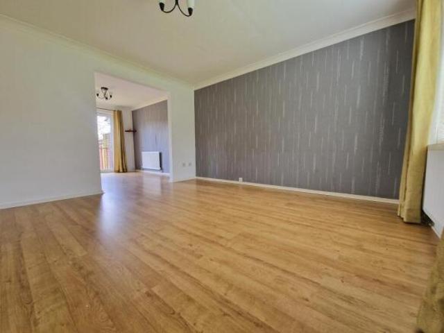 3 bedroom semi detached house for rent in Quebec Gardens, Bursledon, SO31