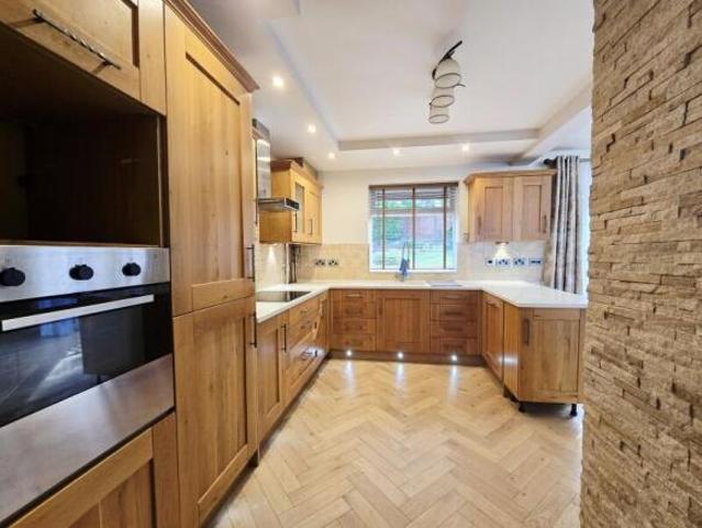 3 bedroom semi detached house for rent in Ramshead Drive, Monkswood, Leeds, LS14