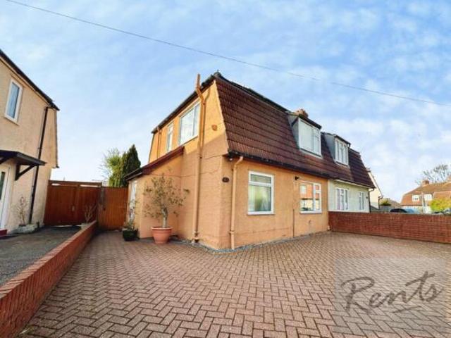 3 bedroom semi detached house for rent in Ransome Crescent, Gainsborough, Ipswich, IP3