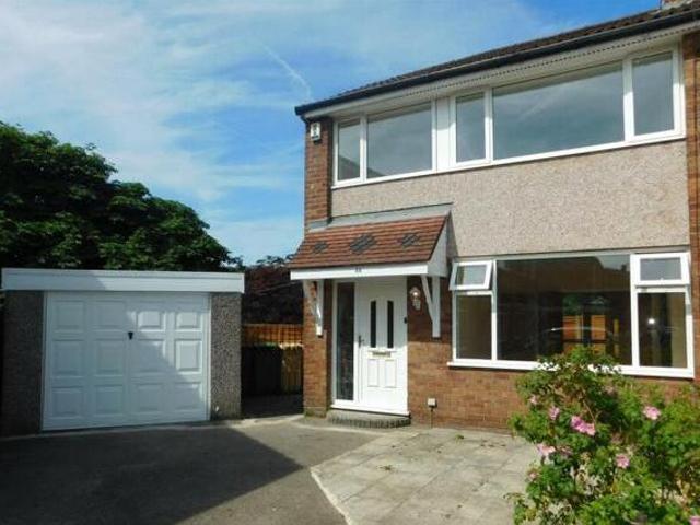 3 Bedroom Semi detached House For Rent In Radcliffe