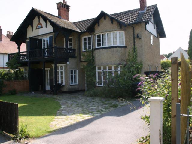 3 bedroom semi detached house for rent in Ravine Road, CANFORD CLIFFS, BH13