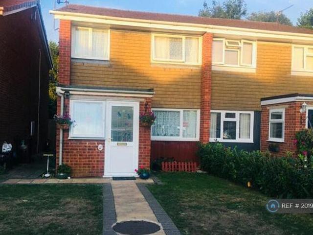 3 Bedroom Semi detached House For Rent In Reading