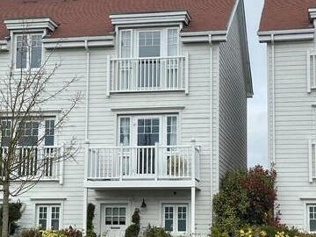 3 Bedroom Semi detached House For Rent In Reading