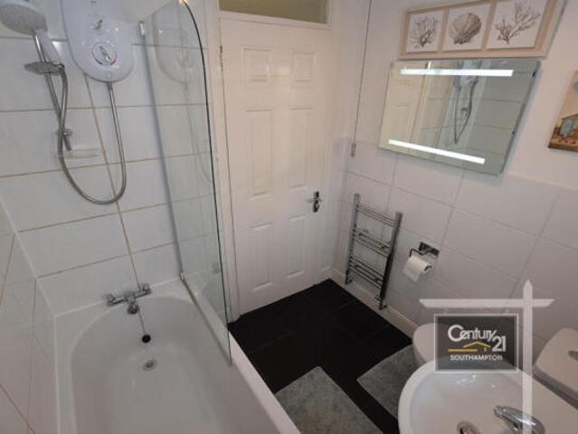 3 bedroom semi detached house for rent in |Ref: R172507|, Cowley Close, Southampton, SO16 9WE, SO16