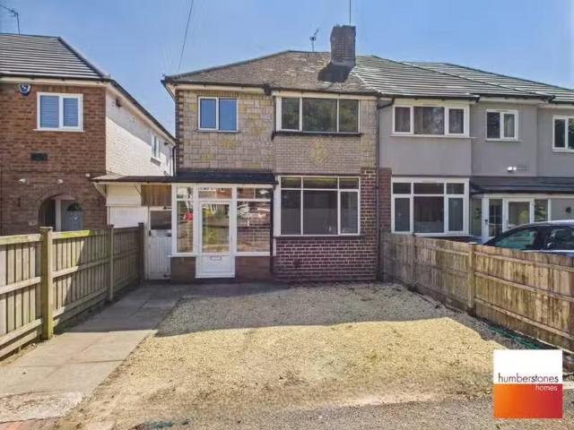 3 bedroom semi detached house for rent in Ridgacre Road West.