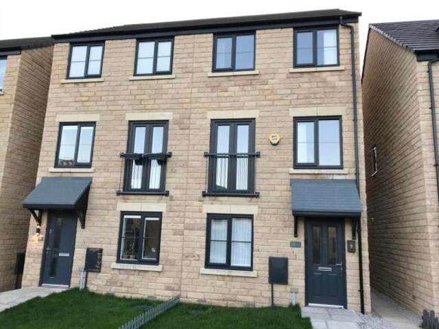 3 bedroom semi detached house for rent in Ropewalk, Lancaster, LA1