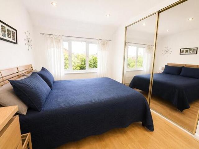 3 bedroom semi detached house for rent in Roseby Way, Bedford, MK41