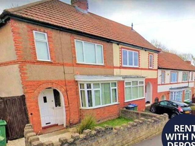 3 Bedroom Semi detached House For Rent In Rowley Regis, West Midlands