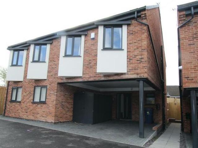 3 Bedroom Semi detached House For Rent In Ruddington