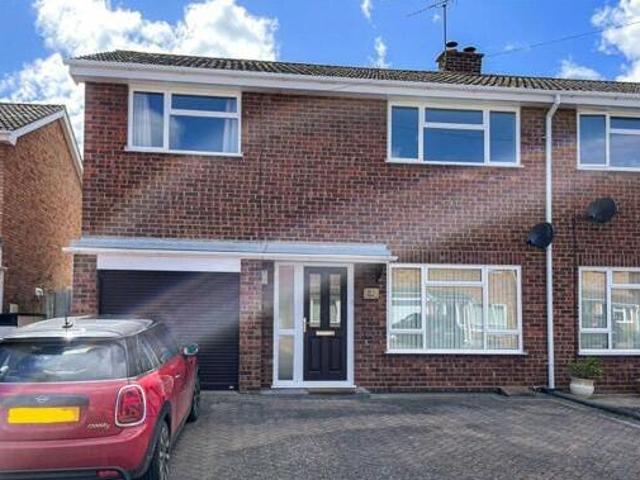 3 Bedroom Semi detached House For Rent In Rushwick, Worcester
