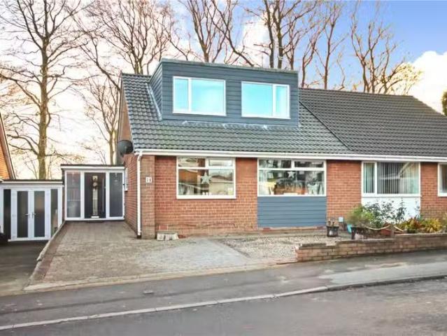 3 bedroom semi detached house for rent in Rydal Road, Chester.