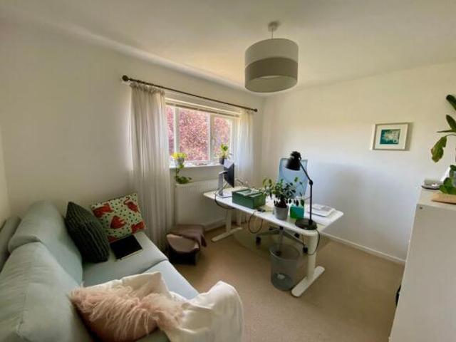 3 bedroom semi detached house for rent in Scotsdowne Road, Trumpington, CB2