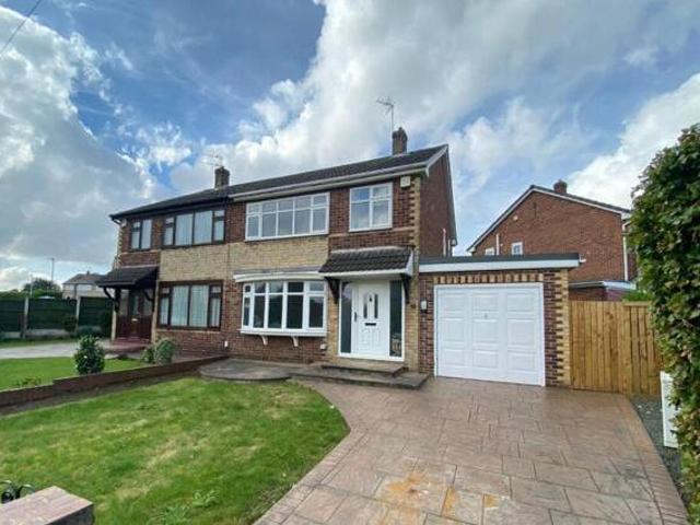 3 Bedroom Semi detached House For Rent In Scawsby, Doncaster