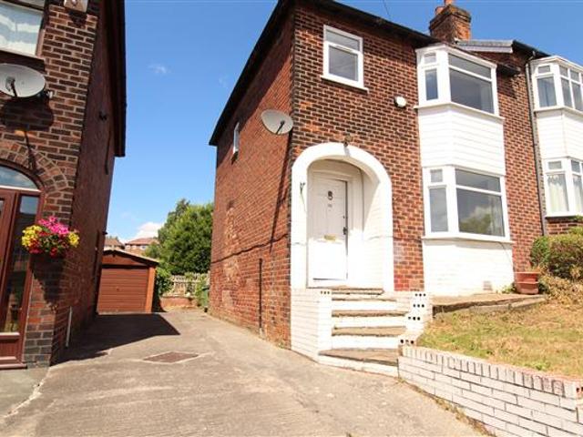 3 Bedroom Semi Detached House For Rent in Sandringham Road, Bredbury, Stockport