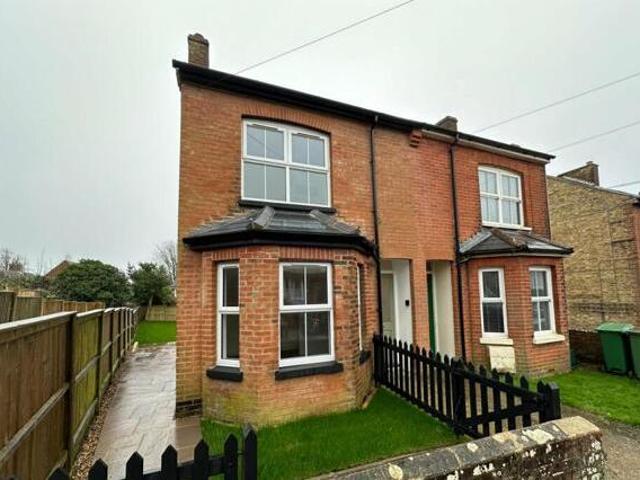 3 Bedroom Semi detached House For Rent In Saltwood, Hythe