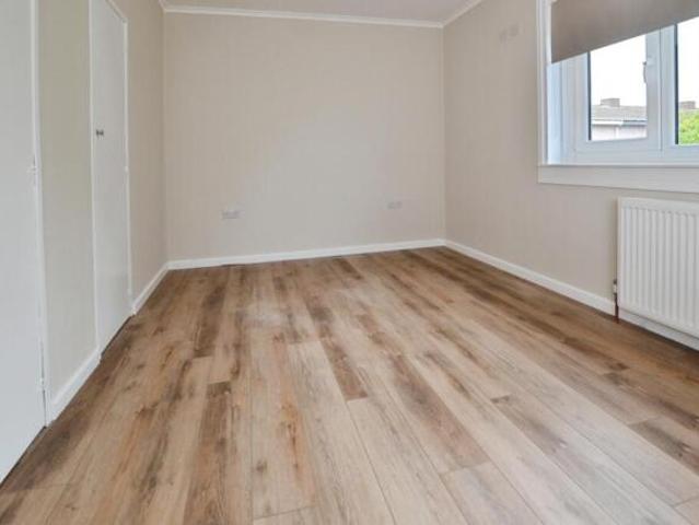3 bedroom semi detached house for rent in Saughton Mains Avenue, Edinburgh, EH11