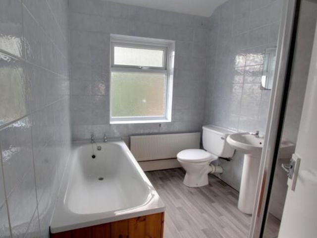3 bedroom semi detached house for rent in Sawday Street, Leicester, LE2