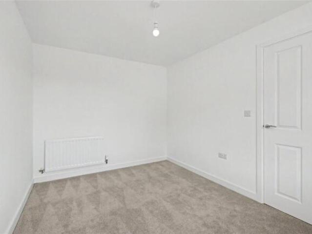 3 bedroom semi detached house for rent in Sedge Close, Harpole, Northampton, NN7