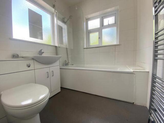 3 bedroom semi detached house for rent in Sevenoaks Road, Orpington, BR6