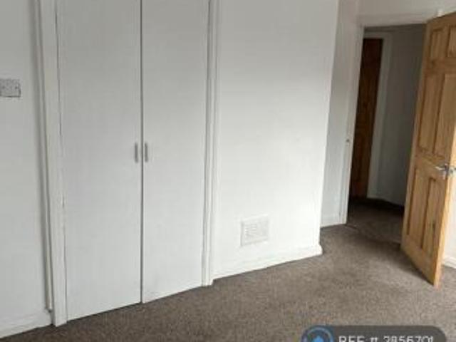 3 bedroom semi detached house for rent in Shakespeare Road, Swinton, Manchester, M27
