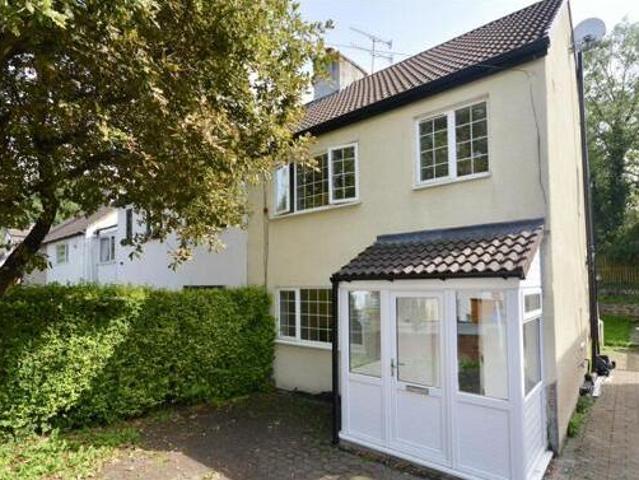 3 Bedroom Semi detached House For Rent In Sheffield, South Yorkshire