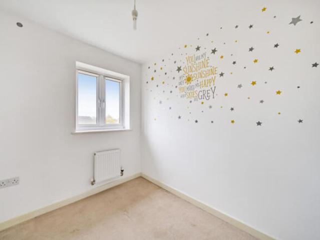 3 bedroom semi detached house for rent in Shillingford Road, Manchester, M18
