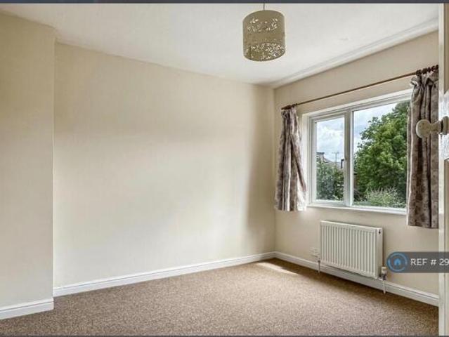 3 bedroom semi detached house for rent in Silverwood Close, Cambridge, CB1