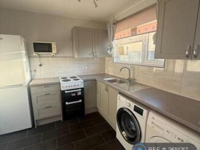 3 bedroom semi detached house for rent in Southdown Road, Bath, BA2