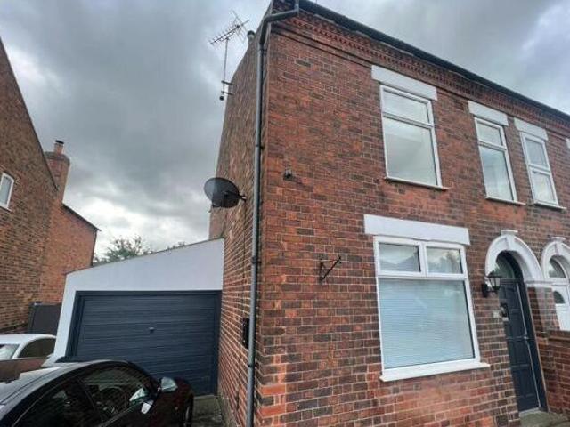 3 Bedroom Semi detached House For Rent In Swanwick