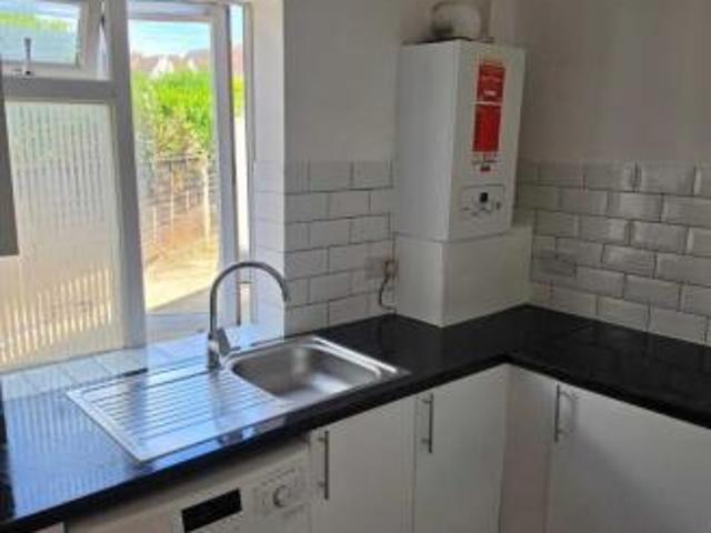3 bedroom semi detached house for rent in St. Andrews Way, Cippenham, Berkshire, SL1 5NP, SL1